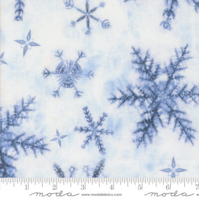 Winter Chill Snowflakes Frost | Debbie Maddy | Moda Fabrics | 48100 14 ...
